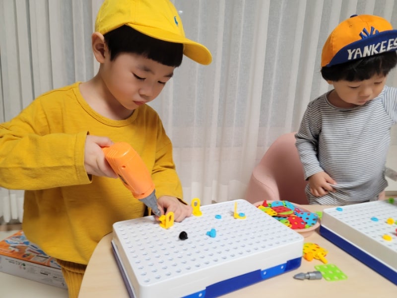 아기 드릴장난감 브로키 공구놀이세트 선물 후기 네이버 블로그