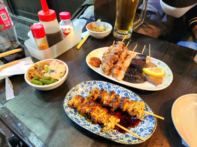 도쿄 신주쿠 오모이데 요코초 야키토리 맛집 꼬치구이 선술집 거리 가볼만한곳 네이버 블로그
