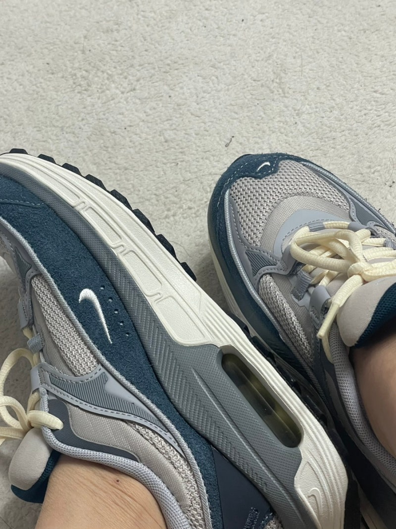 나이키 에어맥스 추천 블리스 DZ6754-001 내돈내산 솔직후기 : 네이버 블로그