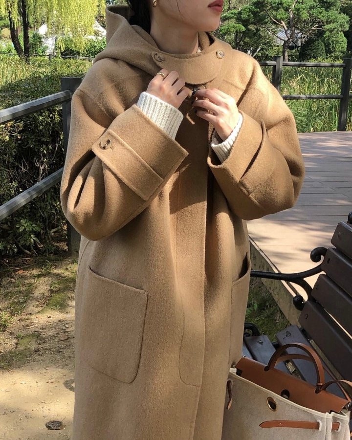 (강추 / 신상핫딜♡) 도톰하고 부드러운 고급 울90 히든 후드핸드메이드코트 / 넥비죠 핸드메이드코트 / 뒷주름 오버핏 핸드 ...