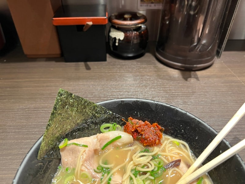 도쿄 라멘 스트리트 맛집 소개 및 옆집 오레시키 준 oreshiki jun [도쿄 여행] : 네이버 블로그