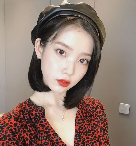 아이유 중단발헤어스타일(허쉬 컷, 레이어드 컷, 빌드 펌, c컬 펌, 웨이브 펌) : 네이버 블로그