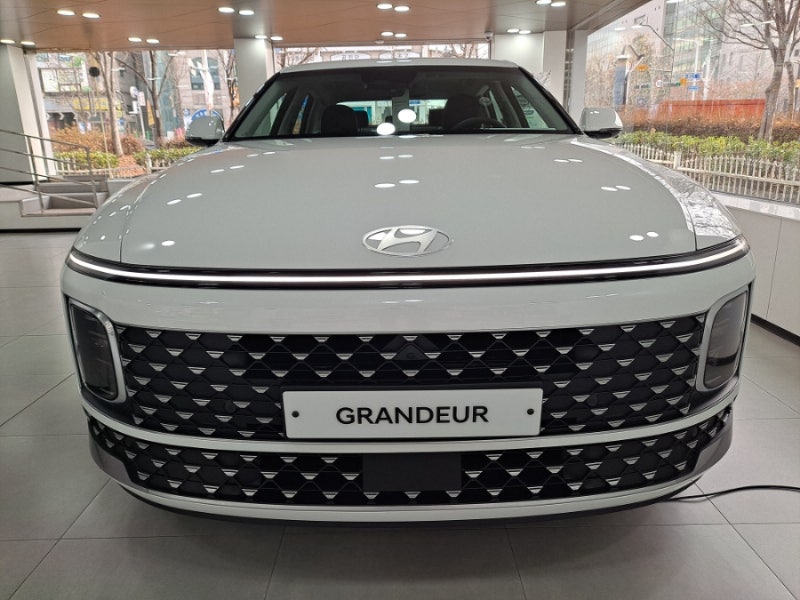 현대차 2023 그랜저 풀체인지(GN7) 캘리그래피와 프리미엄/익스클루시브 모델 상세 정보 비교 (시니어서일범) : 네이버 블로그