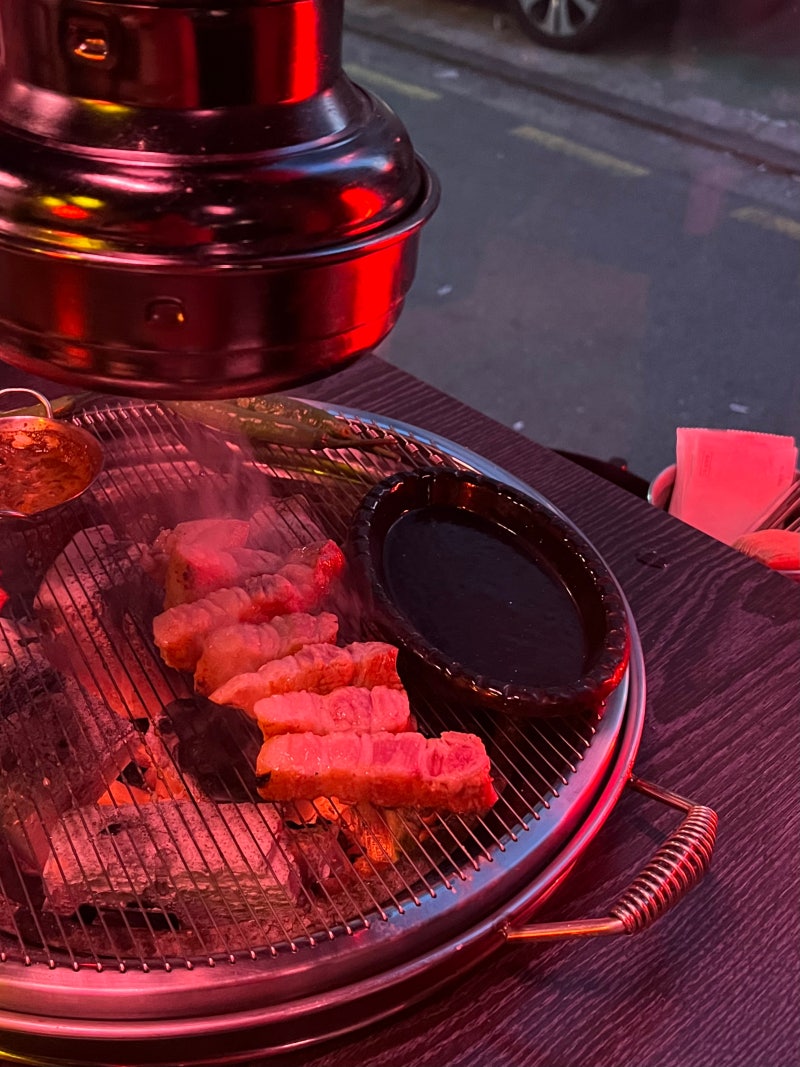 서울 합정역 고깃집 피그바 분위기에 취하는 삼겹살 껍데기 맛집” 네이버 블로그