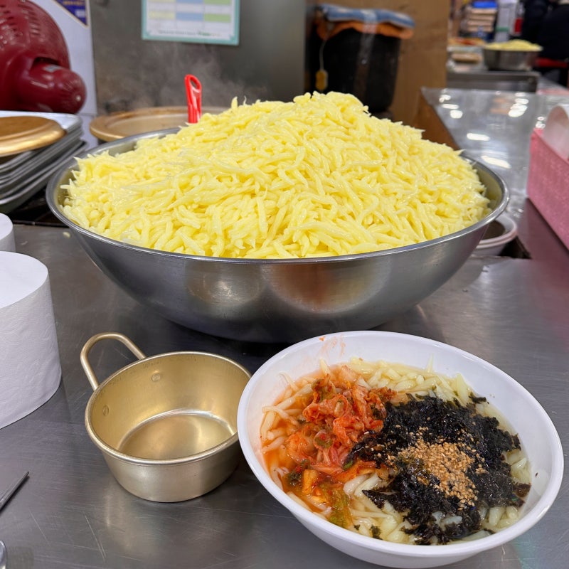 영월서부시장 미탄집 메밀전병 올챙이국수 메밀부침 솔직후기 네이버 블로그