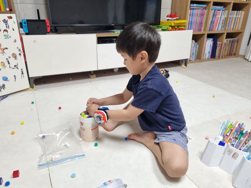 아이랑 미술놀이 초간단 크리스마스 트리 만들기 색지와 색종이 도화지 사용 네이버 블로그