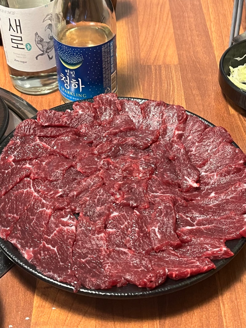 서창동 일품 뭉티기ㅣ뭉티기 한점당 소주 한잔ㅣ한우 뭉티기 육회 맛집 네이버 블로그