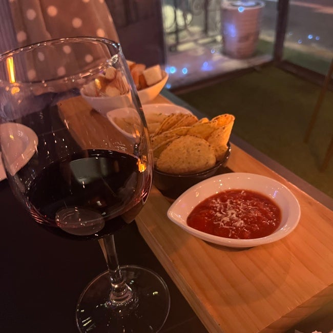 서울상수역 새우벌집퐁듀와 와인이 맛있는 벨로스테이 Bello Stay민혁이네 외국포차 네이버 블로그