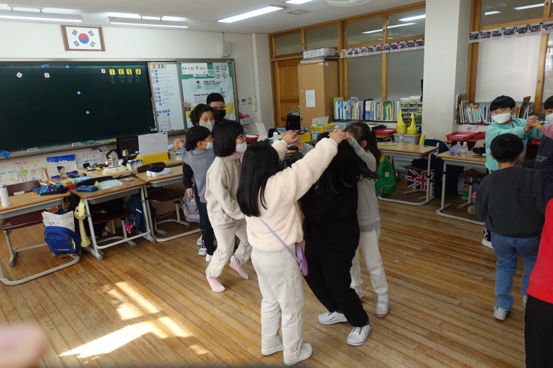 쥐와 고양이 술래잡기교실ㅣ강당ㅣ놀이ㅣ체육ㅣ술래잡기ㅣ협력ㅣ기록 네이버 블로그