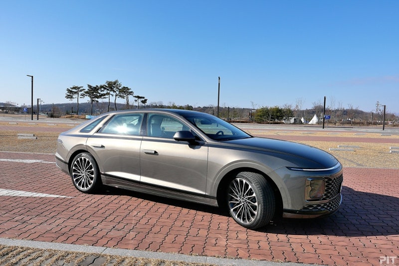 2023 그랜저 하이브리드 GN7 모델 주행 평가, 연비, 제원 자유로 시승기. : 네이버 블로그