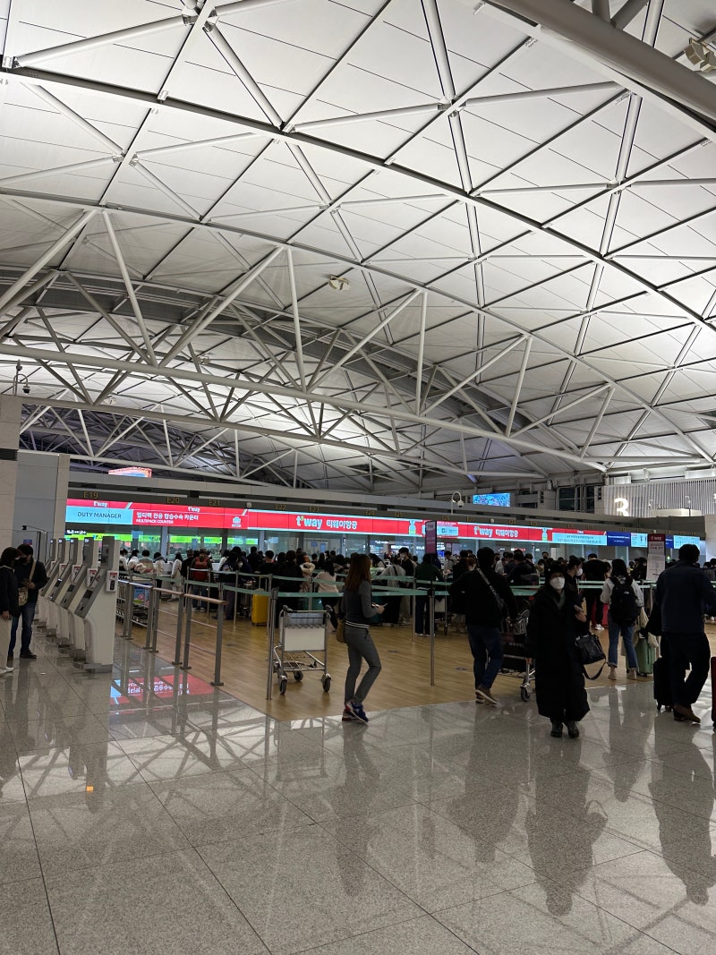 티웨이항공 A330 비즈니스 세이버 좌석 탑승 후기 TW101 : 네이버 블로그