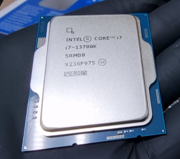 [PC] 인텔 13세대 i7-13700K 공랭 쿨러 언더볼팅 온도/발열 테스트 : 네이버 블로그