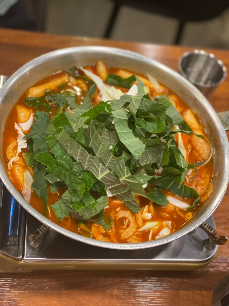 홍대입구역 맛집 또보겠지 떡볶이 붕붕허니비점 즉석 떡볶이 먹는 이유 볶음밥 홍대입구역 2번출구 맛집 메뉴 추천