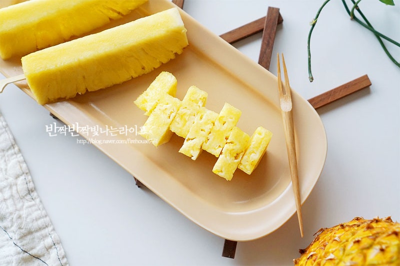 파인애플 자르기 파인애플 후숙 보관법 자르는 법 네이버 블로그