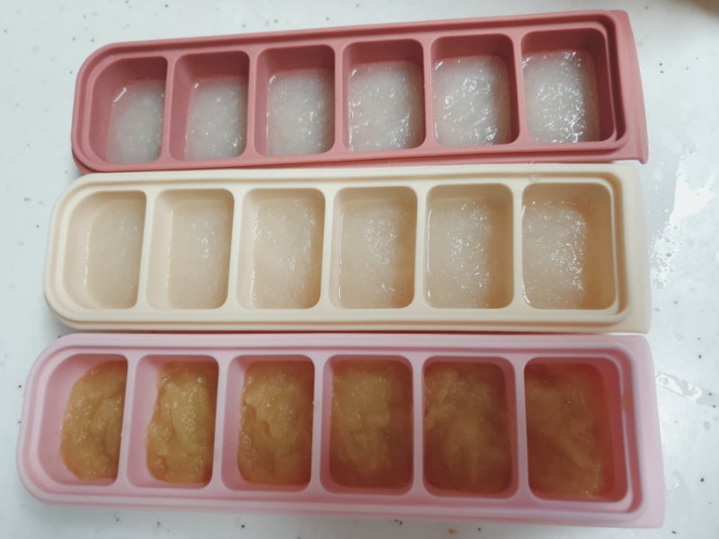 D184 6개월 아기 초기이유식 큐브 데이밥 미음 큐브 오트밀 미음 큐브 당근 큐브 배 퓨레 사과 퓨레 만들기
