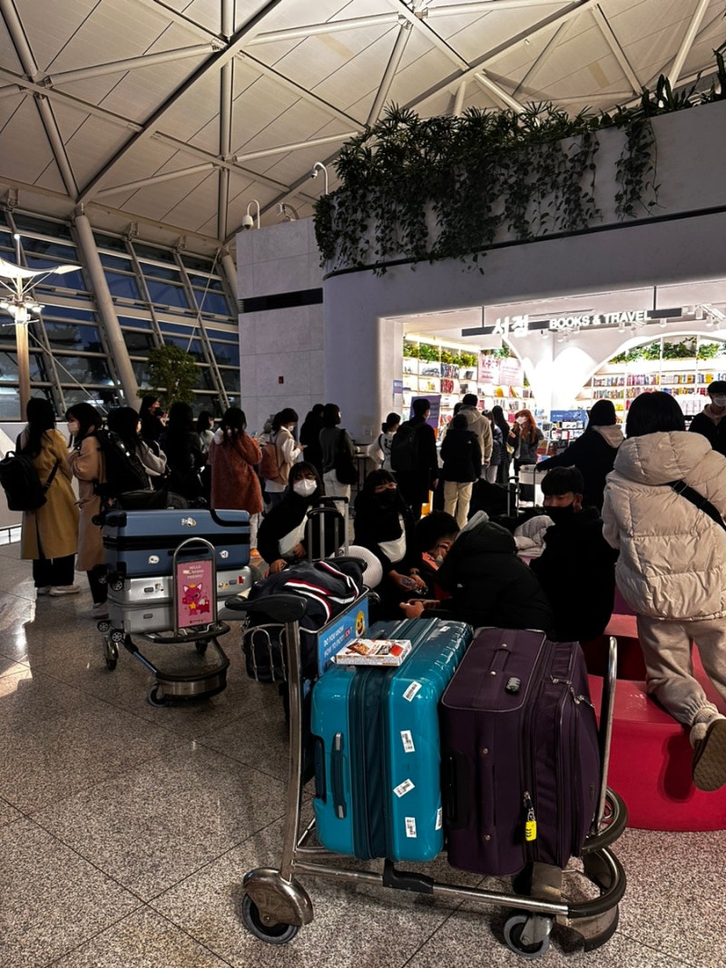 도쿄여행 1 나리타공항 Usim 스카이라이너 메트로패스 신주쿠역 헌드레드스테이신주쿠 롯폰기 맛집 네이버 블로그