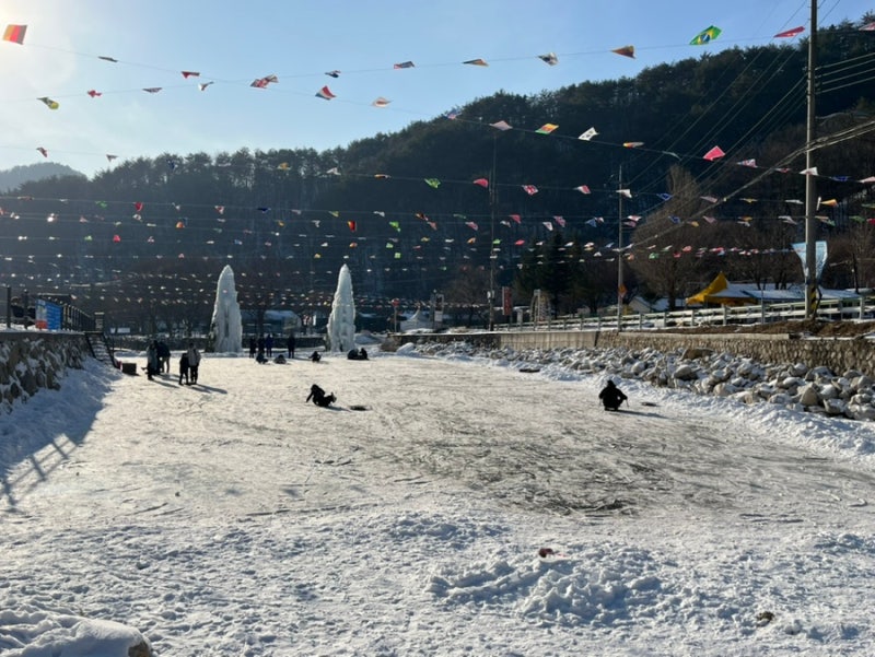 포천 백운계곡 동장군축제 후기 평일에 가면 무제한 썰매 가능 팽이치기 꿀잼 장갑 부츠 필수 네이버 블로그