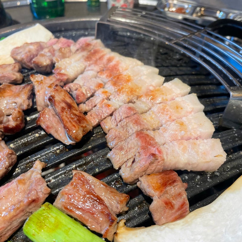 신중동역 맛집 육향과 육즙이 팡팡 터지는 부천 고기집 세종돼지 네이버 블로그