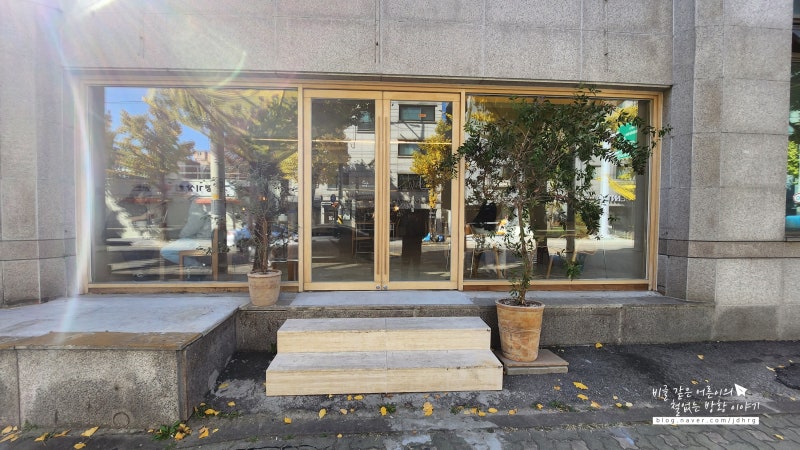 연남동 카페 올웨이즈어거스트 제작소 아메리카노와 카페라떼 네이버 블로그