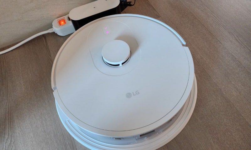LG 코드제로 R5 로봇청소기 실사용 후기 (엘지 오브제컬렉션 씽큐 물걸레질 장점 단점 추천) : 네이버 블로그
