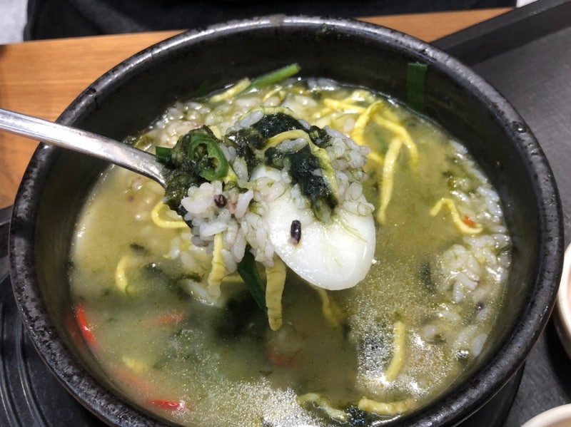 은평성모병원 구내식당 푸드코트 식사 밥집 맛집 매생이떡국 버섯비빔밥과 언양식불고기 전주비빔밥 후기분식 겨울 메뉴 가격