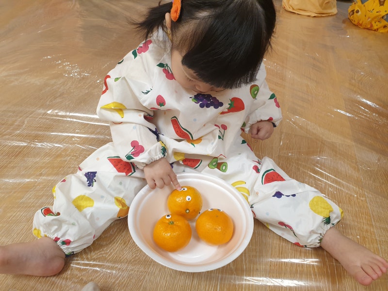 18개월아기 김해 신세계 아카데미 파파룰라 파란 풍선 요정 And 귤 촉감놀이 네이버 블로그