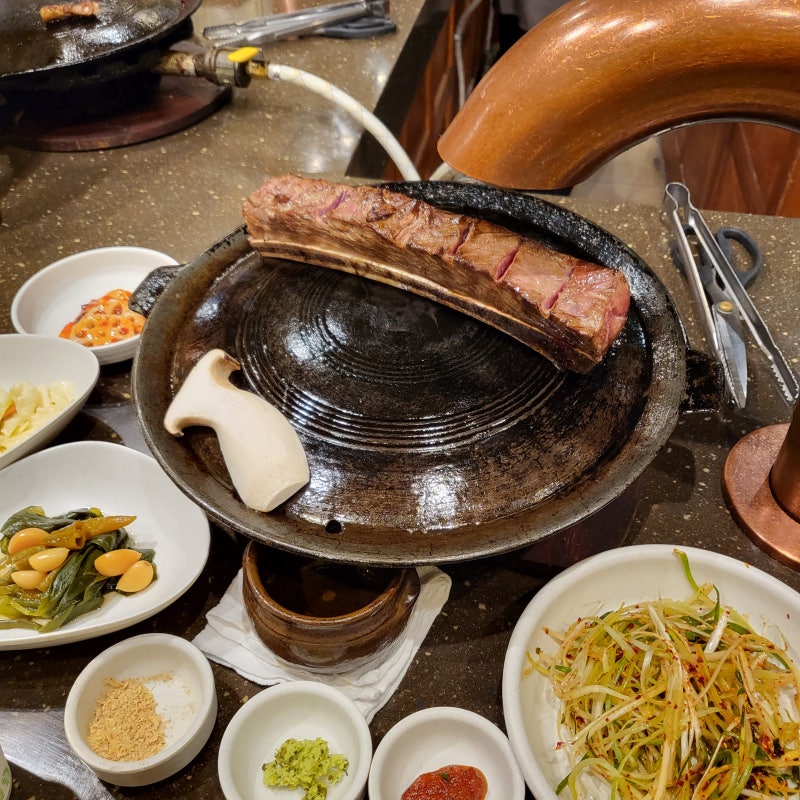 홍대 우대갈비 맛집 목로관 직접 구워줘서 맛있고 정갈합니다 네이버 블로그