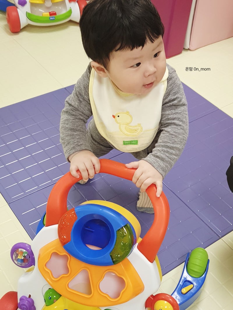 걸음마연습 해야할까 아기 걸음마 보조기 조립 장난감 사용시기 네이버 블로그