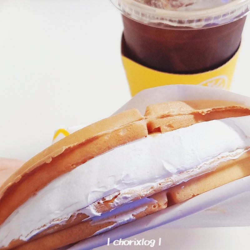 와플대학 칼로리 성분표 메뉴 가격 총정리 밀크카라멜 와플 복숭아자두 스무디 후기 네이버 블로그
