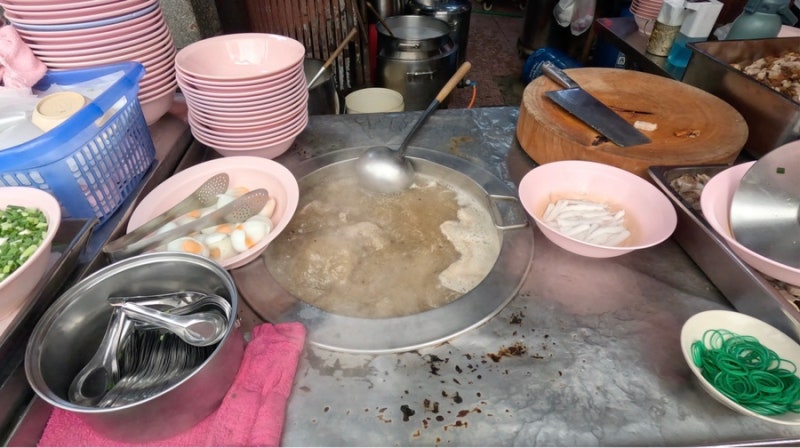 방콕 차이나타운 5년 미슐랭 쌀국수 맛집스트리트푸드 파이터 맛집 네이버 블로그