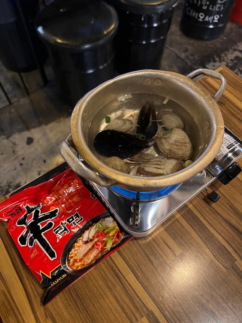 신논현 맛집 김천재의 육회반한연어 육회 9종 세트 후기 네이버 블로그