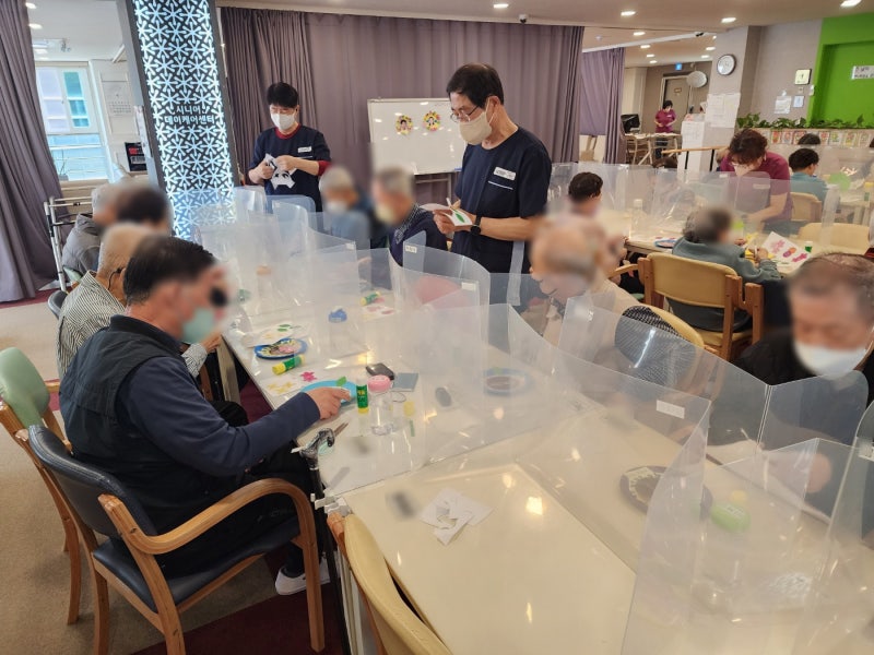 덕양구삼송노인주간보호센터 봄꽃액자 시니어데이케어 주은 삼송센터 네이버 블로그