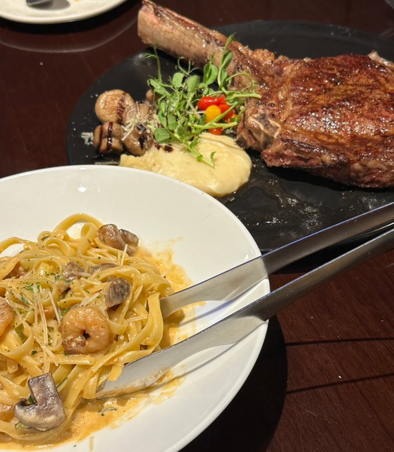 서대문구신촌 맛집 토마호크 스테이크 세트 여러가지 메뉴 후기 아웃백스테이크하우스 신촌점 네이버 블로그