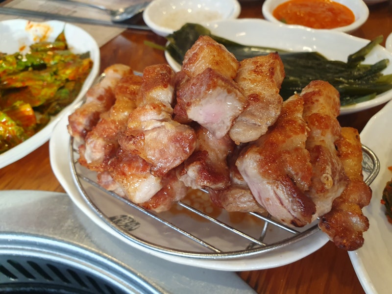 광교 카페거리 맛집 고반식당 삼겹살 맛있는 고기집 네이버 블로그