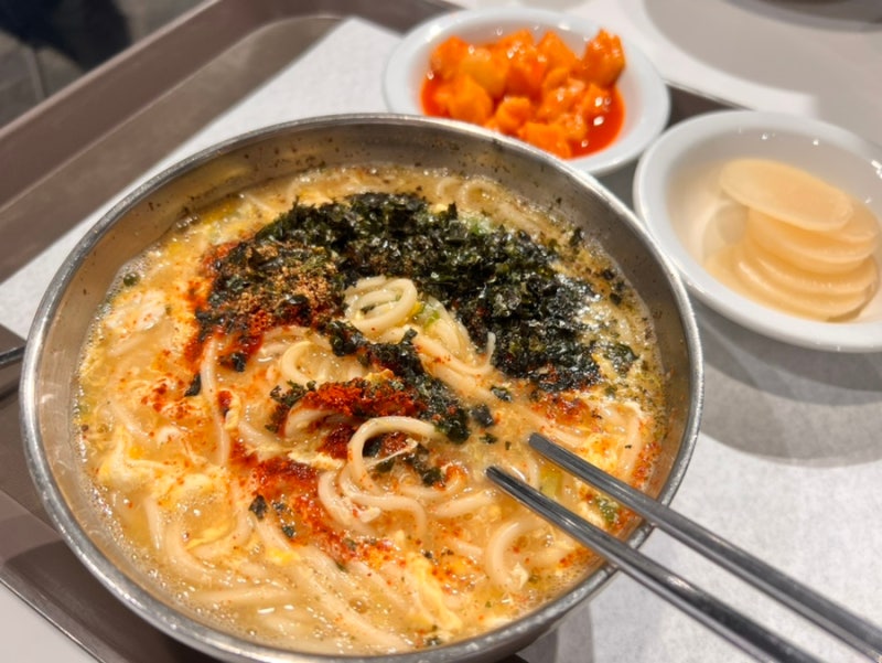 송파 잠실 롯데백화점 베테랑 칼국수 백화점 푸드코트 푸드에비뉴 전주맛집 칼국수 쫄면 만두 내돈내산 후기 네이버 블로그