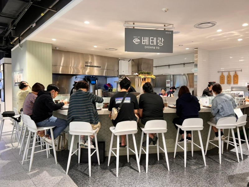 송파 잠실 롯데백화점 베테랑 칼국수 백화점 푸드코트 푸드에비뉴 전주맛집 칼국수 쫄면 만두 내돈내산 후기 네이버 블로그