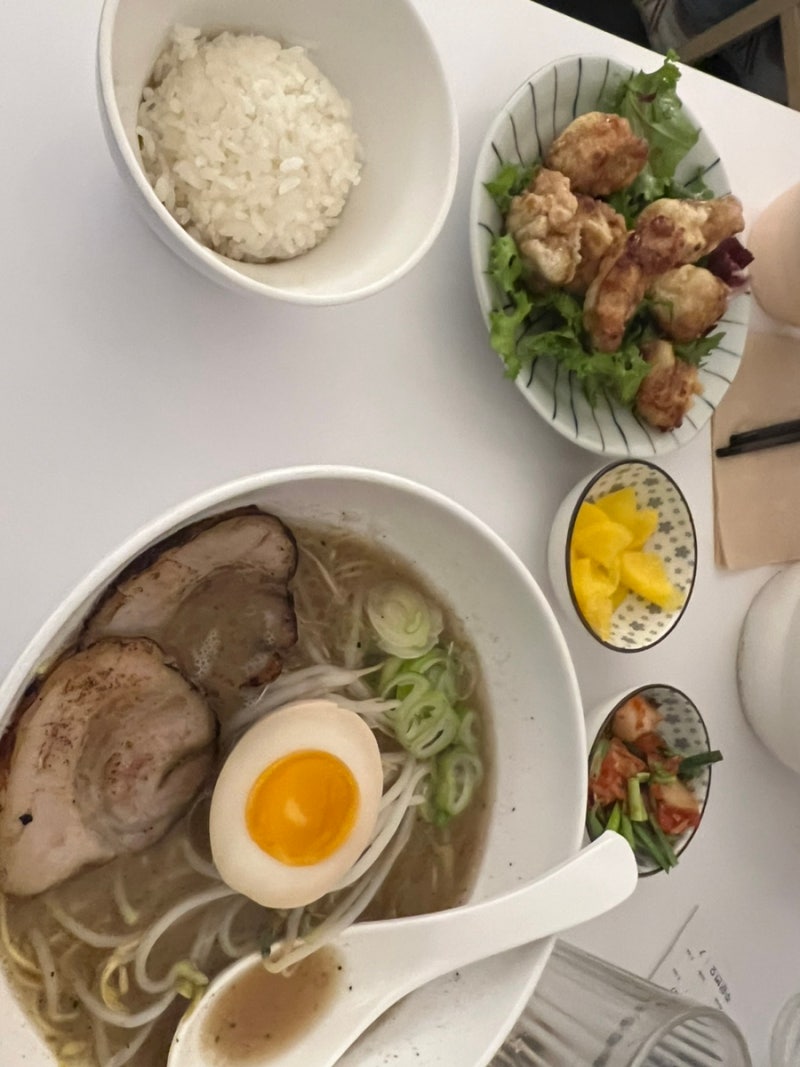 광화문 혼밥하기 편안한 가성비 일본라멘 광화문 라면feat 치킨가라아게 공기밥 무료 네이버 블로그