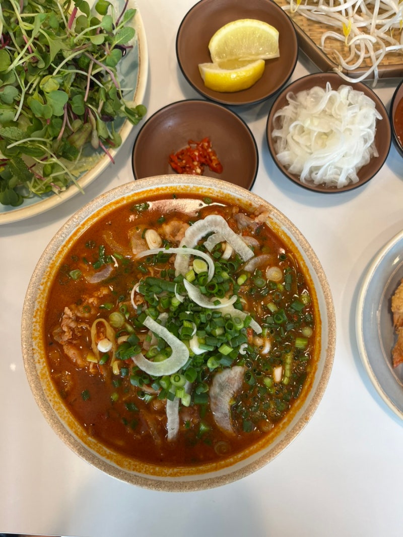수원 영통역 맛집 포앤드 점심 식사로 쌀국수 즐기기 네이버 블로그