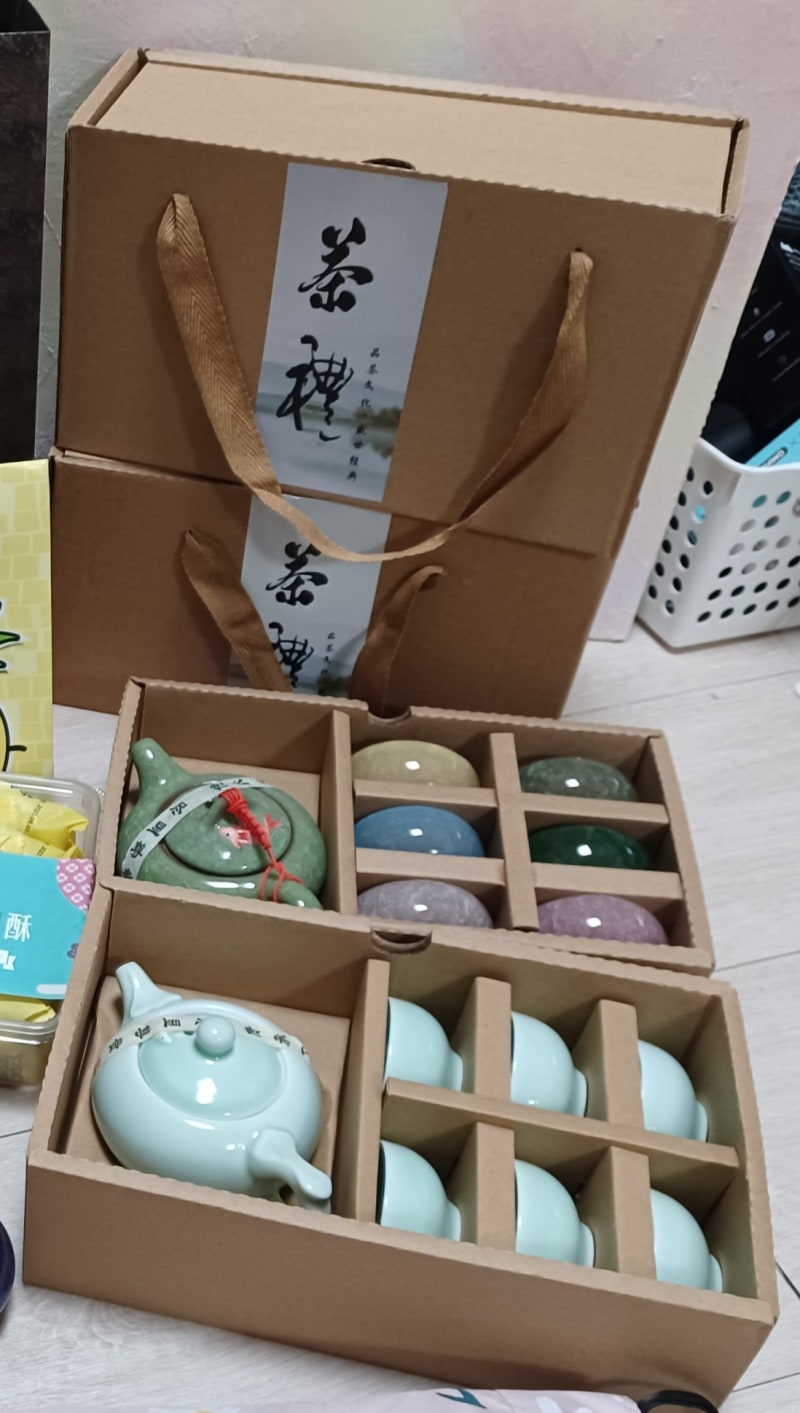 대만 여행 선물 기념품 물고기잔 금문고량주 카발란위스키 펑리수 누가크래커 아리산녹차 우산 네이버 블로그