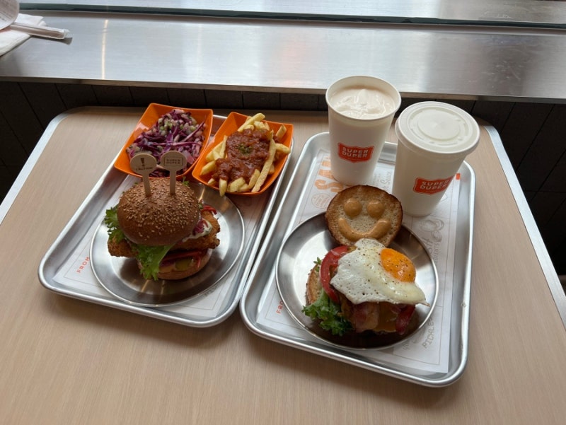 2호점 오픈한 홍대입구역맛집 홍대슈퍼두퍼에서 신메뉴 슈퍼두퍼 버거 세트 먹고 왔어요 네이버 블로그