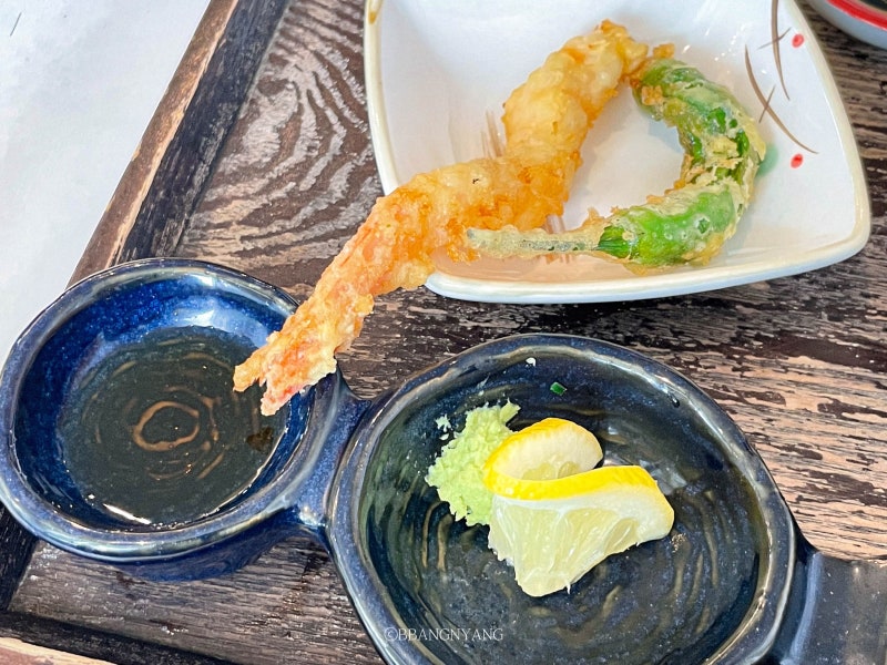 요미우돈교자 넓적우동 드디어 먹어봄 수원 행리단길 맛집 추천 메뉴 주차 정보 네이버 블로그