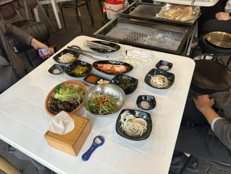 하남 둔촌오륜역 캠핑분위기 소고기집 천년소나무” 네이버 블로그