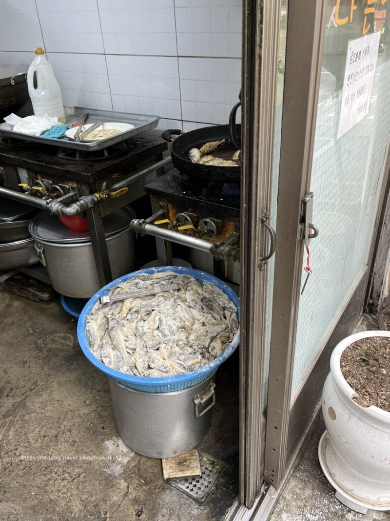 1인 7000원에 맛도 있는 동대문 백반 맛집 양지식당금요일 제육볶음 후기 및 웨이팅 네이버 블로그