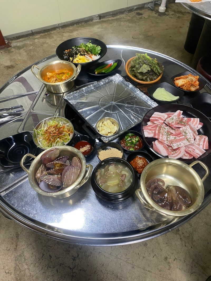 여수 여천 고기집 냉동 삼겹으로 한 쌈 먹자마자 찬양하게 되었어요 네이버 블로그