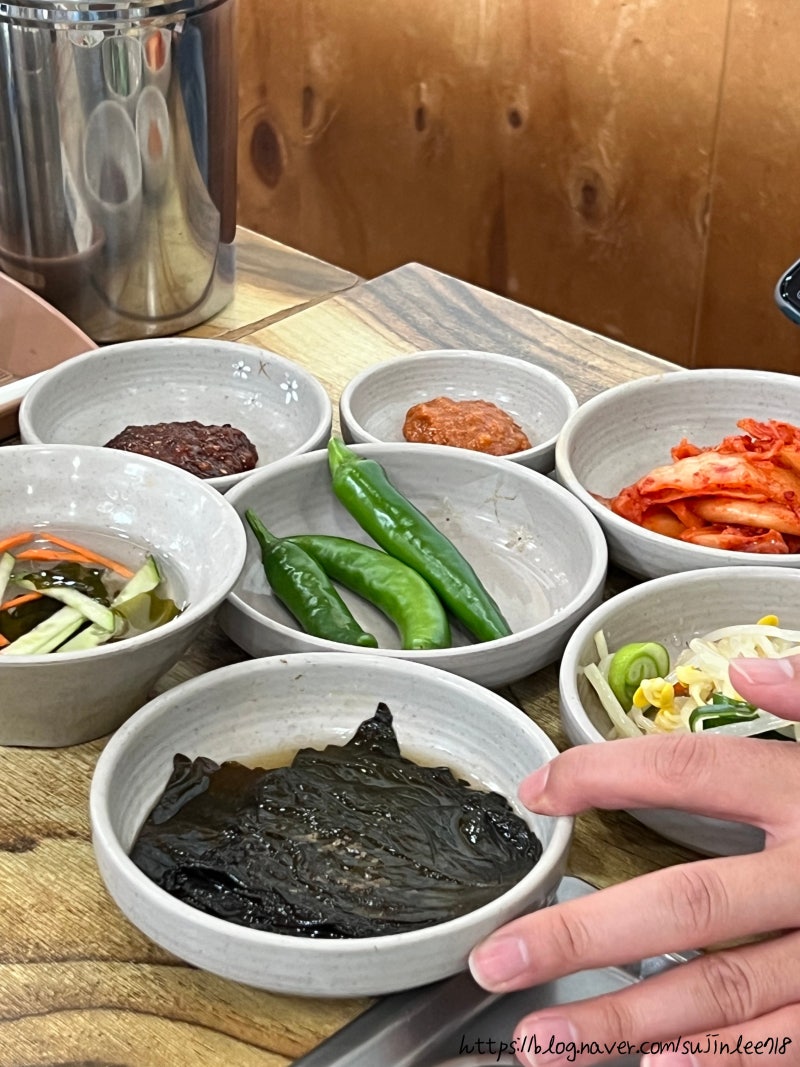 할머니 손맛의 진한 김치찌개가 생각난다면 수완 지구 시골통돼지볶음 네이버 블로그