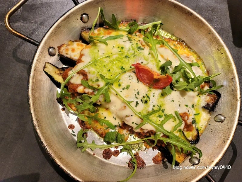 청주맛집 원더아리아 문화제조창 스페인 음식점 푸에고 네그로 네이버 블로그