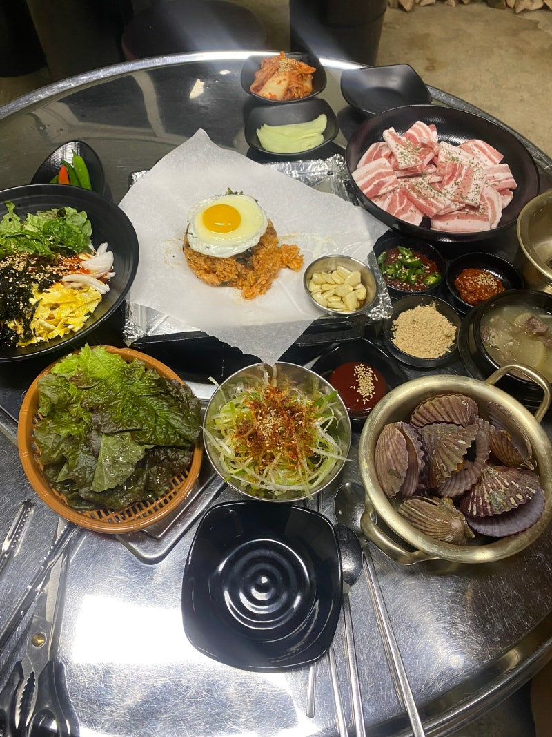 여수 여천 고기집 냉동 삼겹으로 한 쌈 먹자마자 찬양하게 되었어요 네이버 블로그