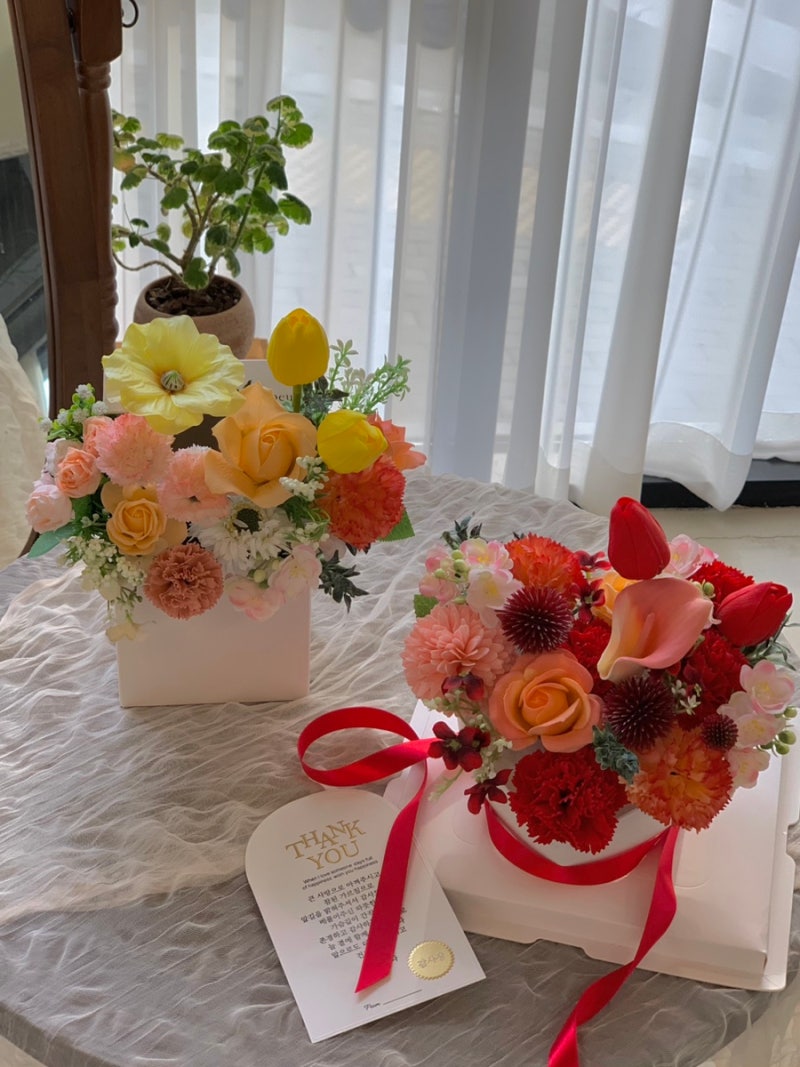 김포꽃집 마산동꽃집 화정花庭 어버이날 시즌 상품 카네이션꽃다발 카네이션꽃바구니 카네이션화병꽂이 김포어버이날선물