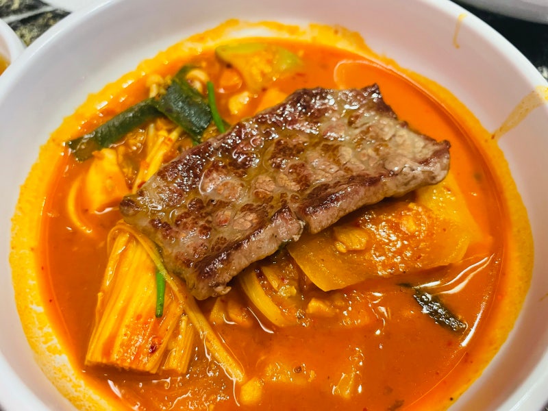 이수역소고기 사당 맛집 회식 10인 이상 단체 모임 주차 콜키지 프리 화설 사당이수점 화살모둠 육회비빔밥 우삼겹라몀 네이버 블로그