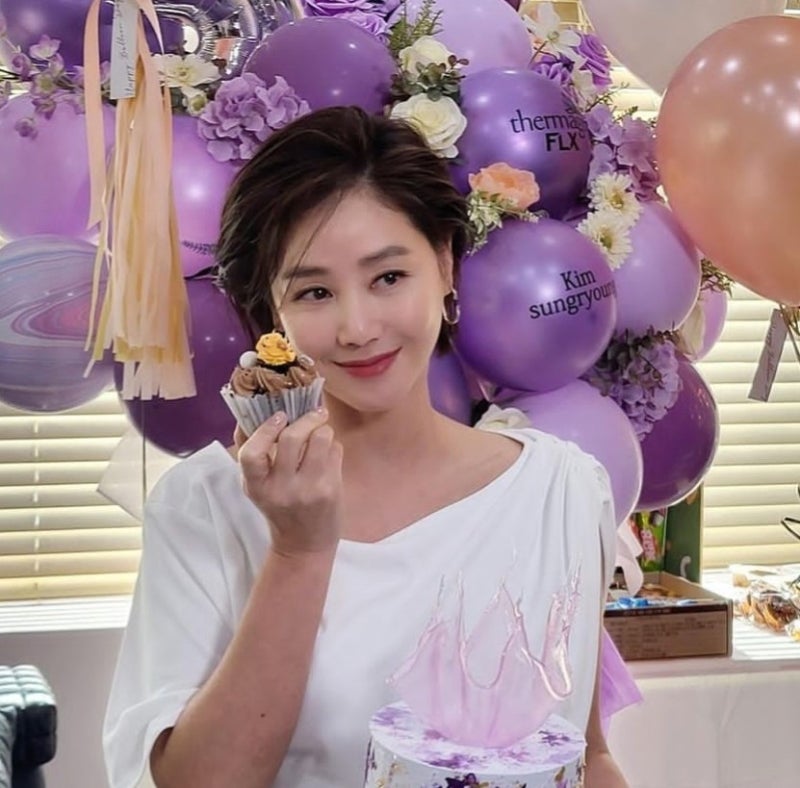 중년여성 헤어스타일 50대 60대 여자 둥근 얼굴형 짧은 머리 숏컷 단발펌 김희애 김혜수 김남주 김성령 머리